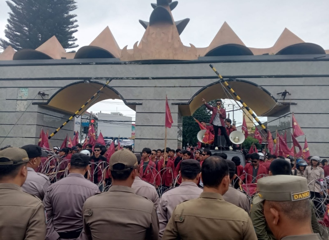 Perjuangkan Harga Singkong, IMM Geruduk DPRD Lampung - PembaruanID